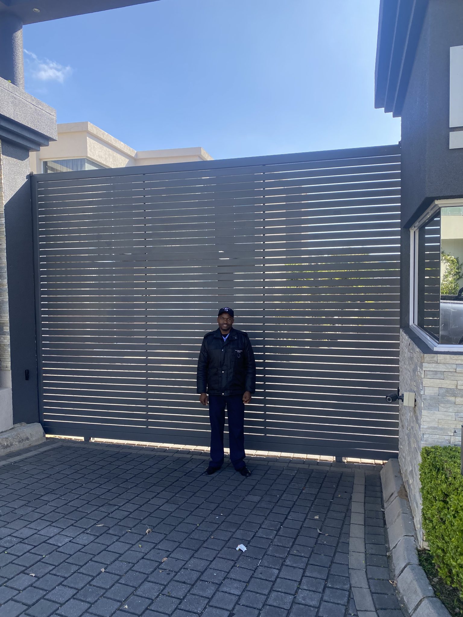 “See Our Amazing Steel Driveway Gates Designs For You” - Amazing Gates